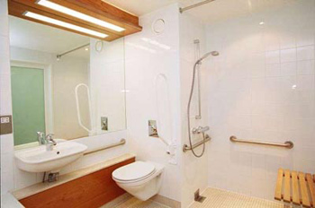 Ducha Accesible Para Discapacitados Cómo Adaptar El Baño Para